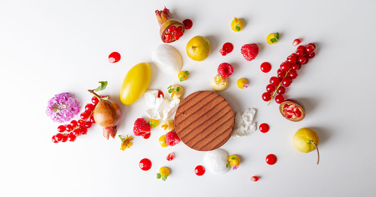 Chocolate Mousse With Raspberry Inserts - Taste & Flavors