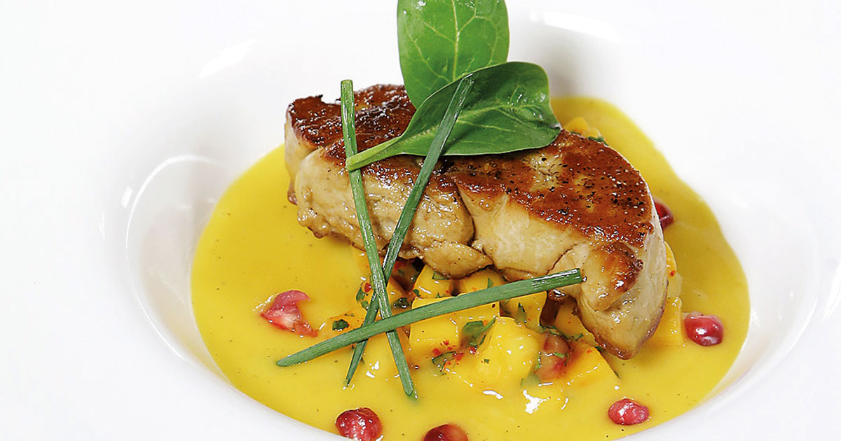 Pan-fried french foie gras, mango tartar with coriander passion fruit ...