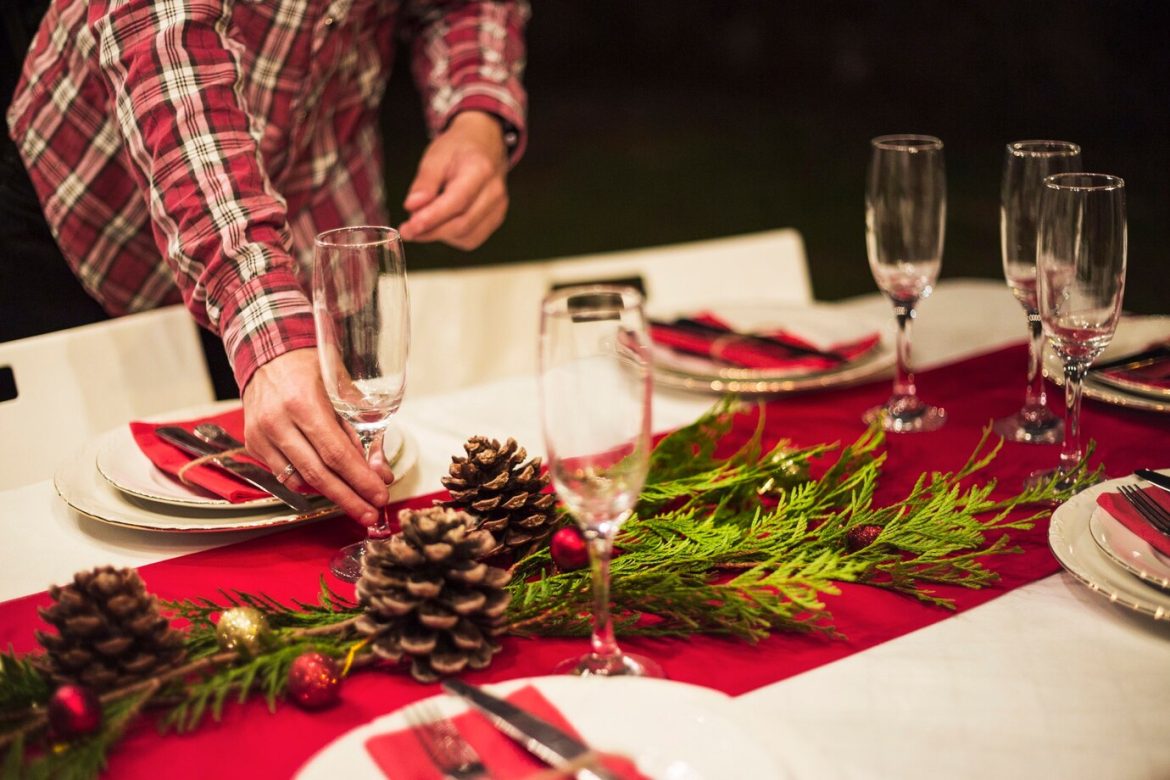 Guide to Host and Guest Etiquette