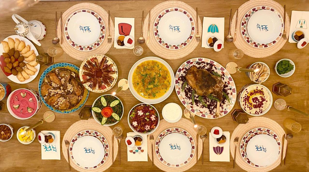 How to Decorate a Beautiful Ramadan Table for Small Gatherings - Taste ...