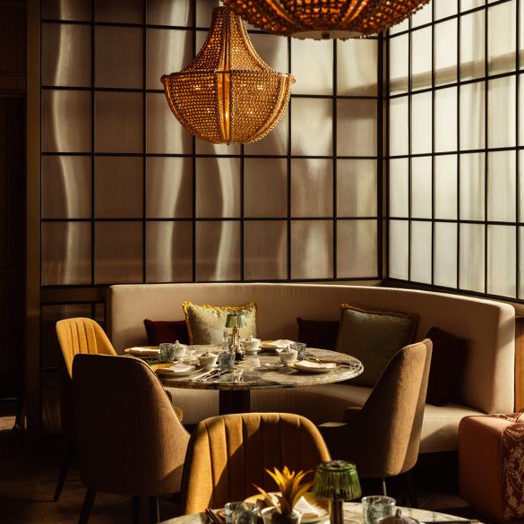 Bar du Port Doha: Where Riviera Elegance Meets Coastal Glamour